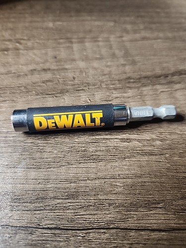 DeWalt DW2055 1/4" x 6" Magnetic Bit Tip Holder with Retracting Guide ...