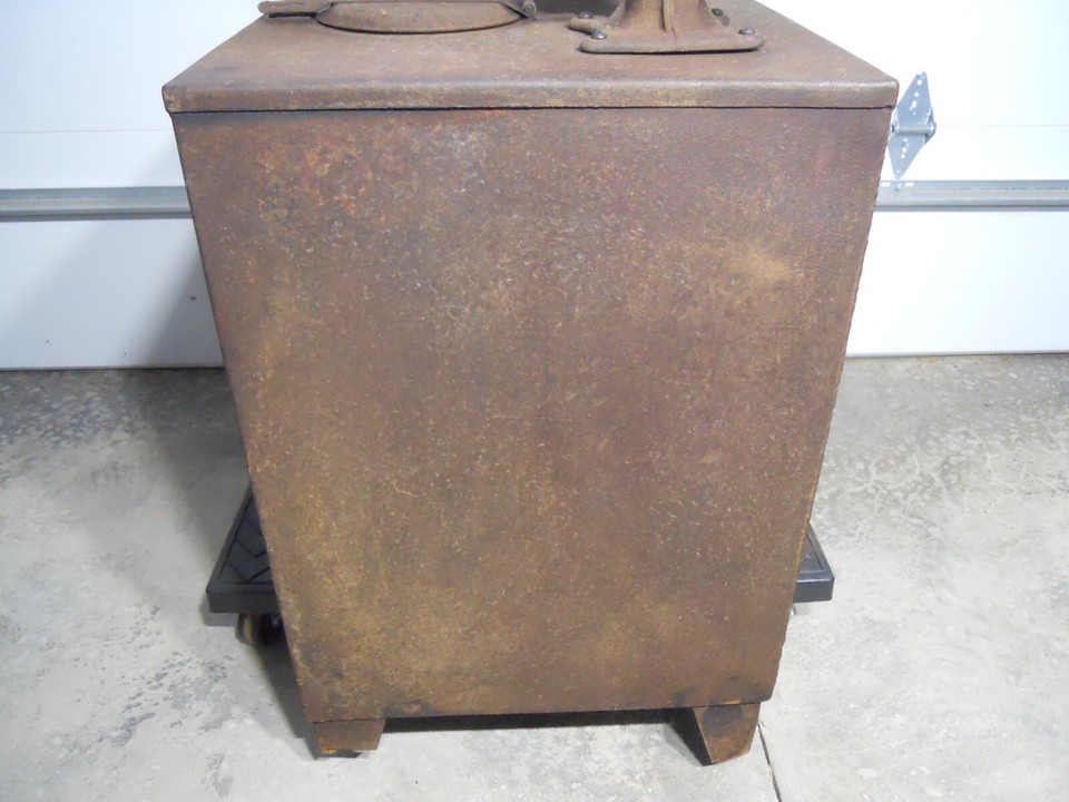 Vintage Double Oil Lubester & Wayne Curbside Gas Pump Gas Station ...