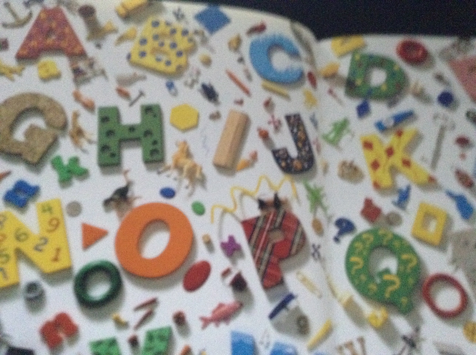 I Spy School Days Look -N- Find Book | eBay