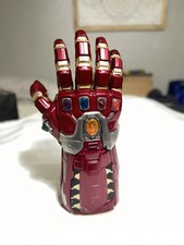 Marvel Legends Exclusives Power Gauntlet