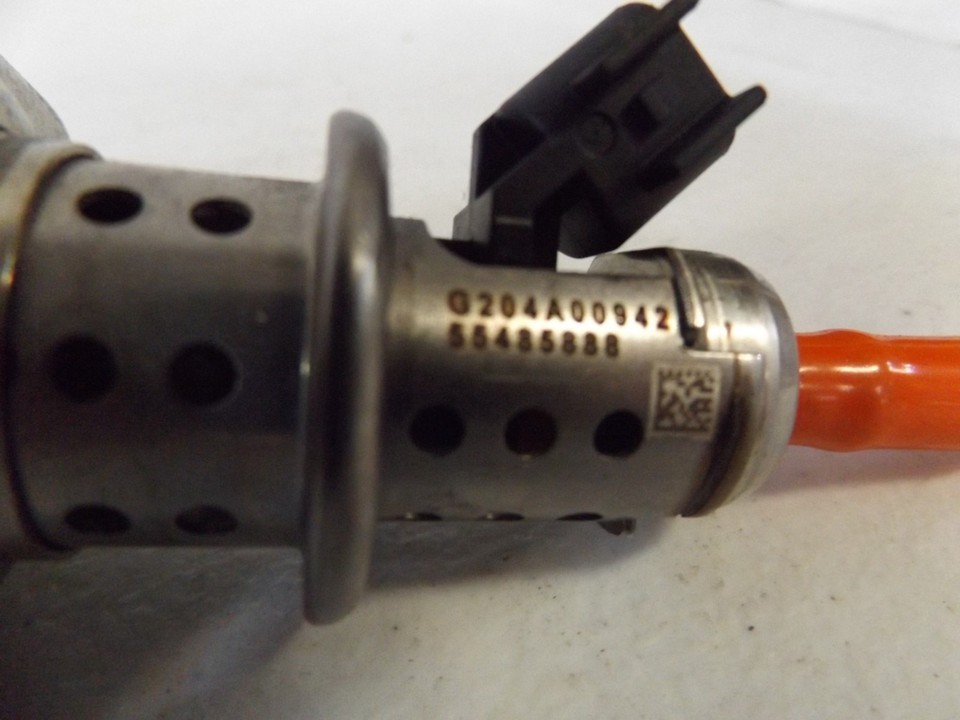 GM NEW OEM EGR EMISSION SYSTEM 7TH INJECTOR 55485888 55501991 CRUZE 2 ...