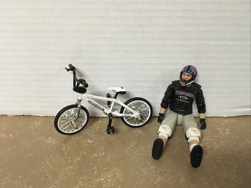 Vintage Road Champs BXS Dave Mirra Figure + Tao Finger Bike Jakks ...