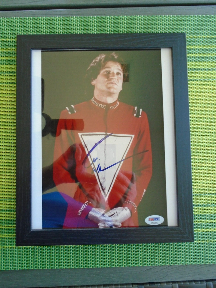 ROBIN WILLIAMS AUTOGRAPH AS MORK 8 X 10 - PSA/DNA AUTHENTICATED-FRAME ...