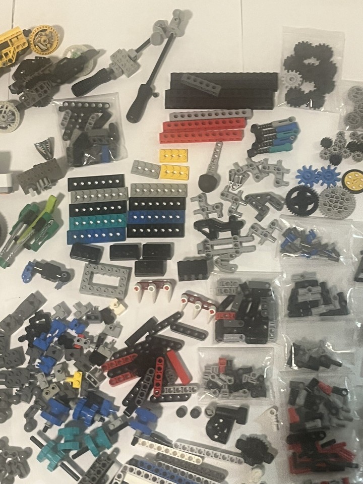 Huge Set Of Mixed Lego Technic Bricks,Pins, Axles, Motorcycles ...