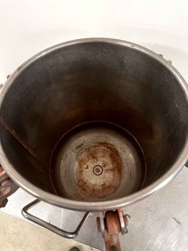 Binks 10 Gallon Stain. Steel Pressure Pot, Gear Red. Agitation, Single ...