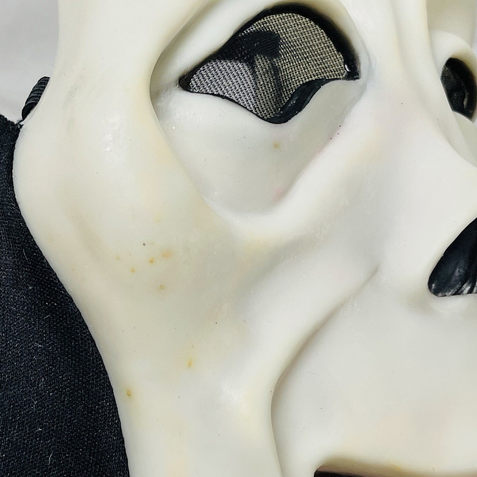 Whassup Tongue Stoned Scary Movie Spoof Scream Ghost Face Mask Fun ...