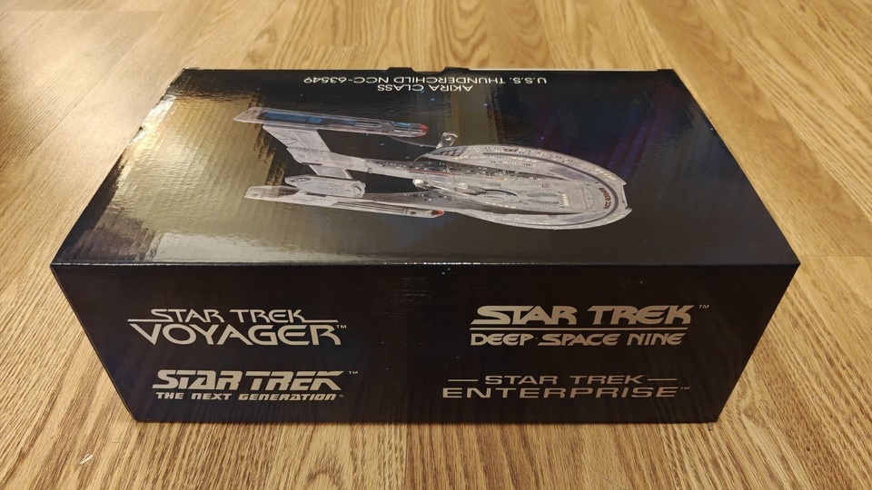 Eaglemoss Star Trek USS Thunderchild - Akira Class XL model. Brand new ...