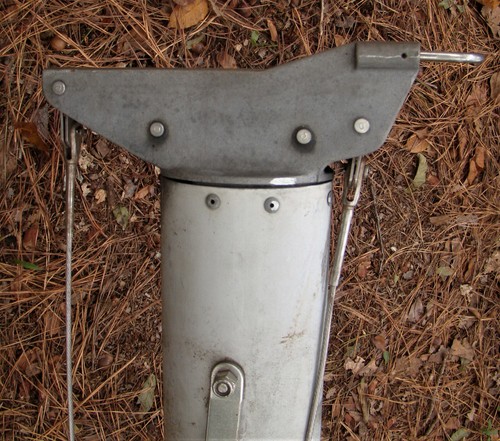 Dwyer DM-450 or Kenyon "E" Sailboat Mast, 27'4" x 4 1/2" x 2 3/4", w ...