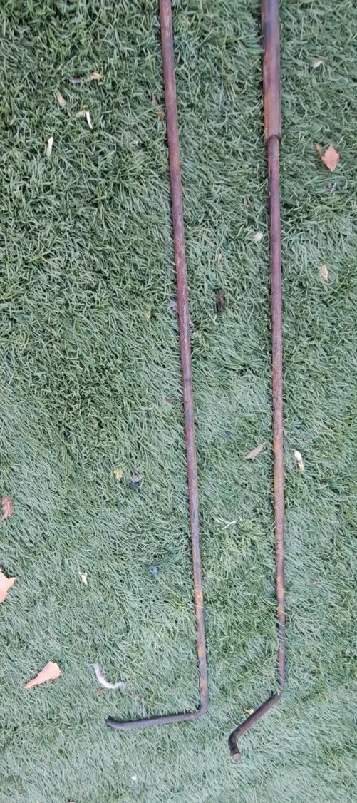 2 HQ HJ HX HZ HOLDEN BOOT LID SPRINGS RAILS PREMIER STATESMAN KINGSWOOD ...