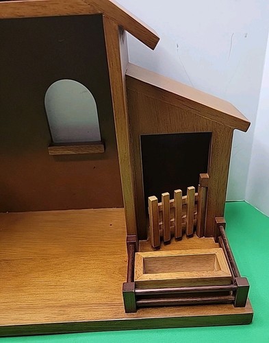 Fontanini By Roman Heirloom Family Nativity Stable Used For 5" Figures ...