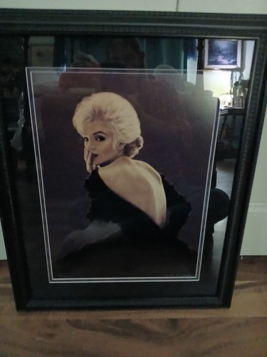 Marilyn Monroe chalk portrait by Doug Martindale chanel # 5 photo shoot ...