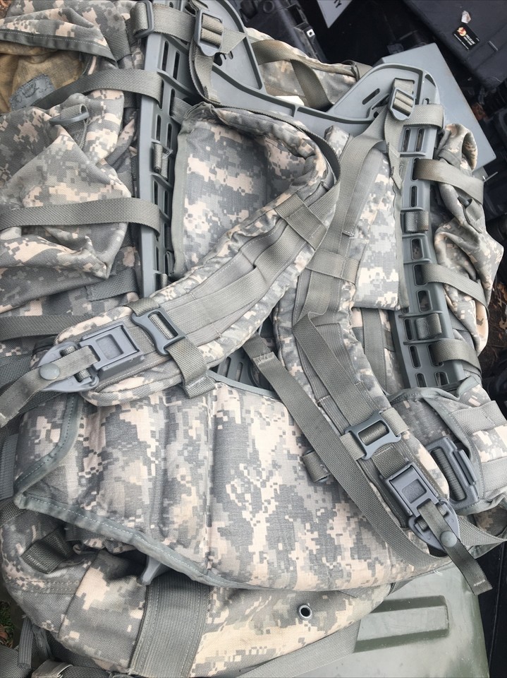 US MILITARY ACU MOLLE II LARGE RUCKSACK FIELD PACK W FRAME & POUCHES ...