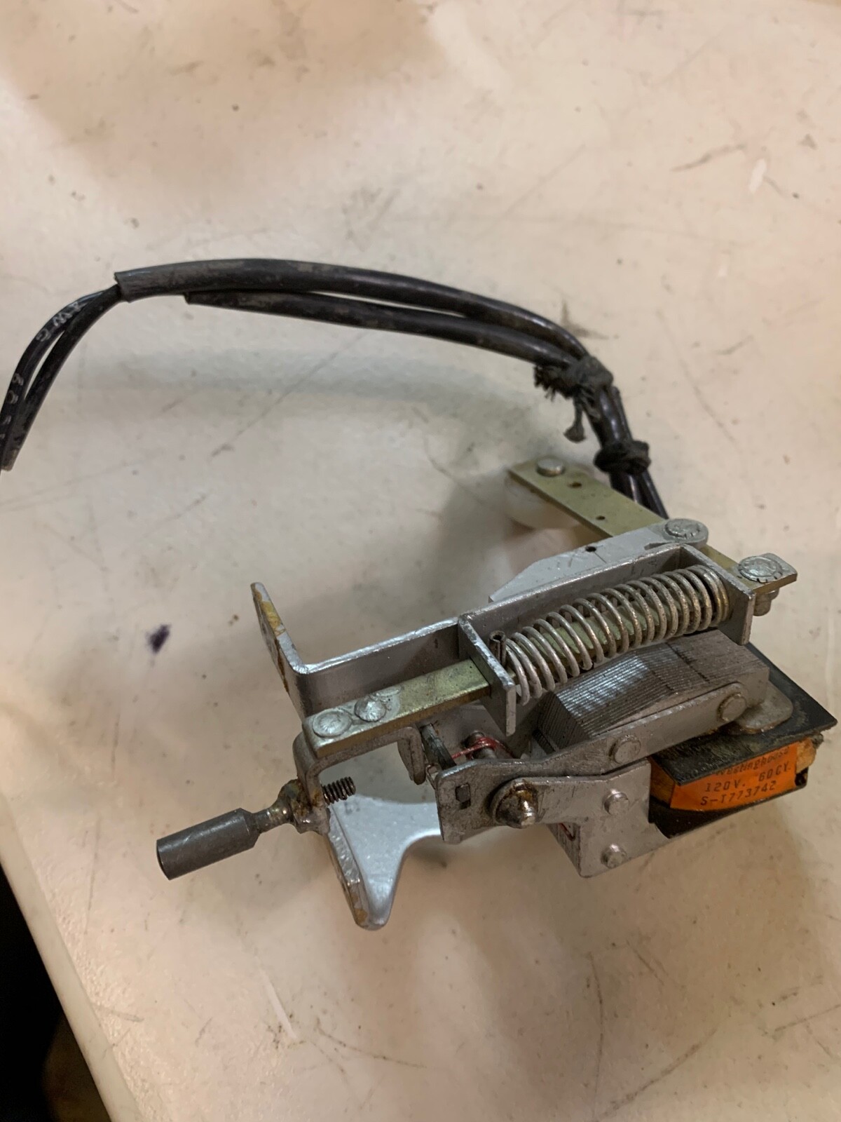 S1773742 Westinghouse UVR Undervoltage Release NB 120VAC | eBay