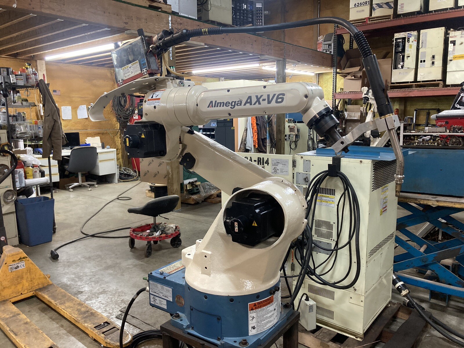 OTC Daihen robot, OTC AX-C, Robotic welder, DM350, Welding Robot, OTC ...