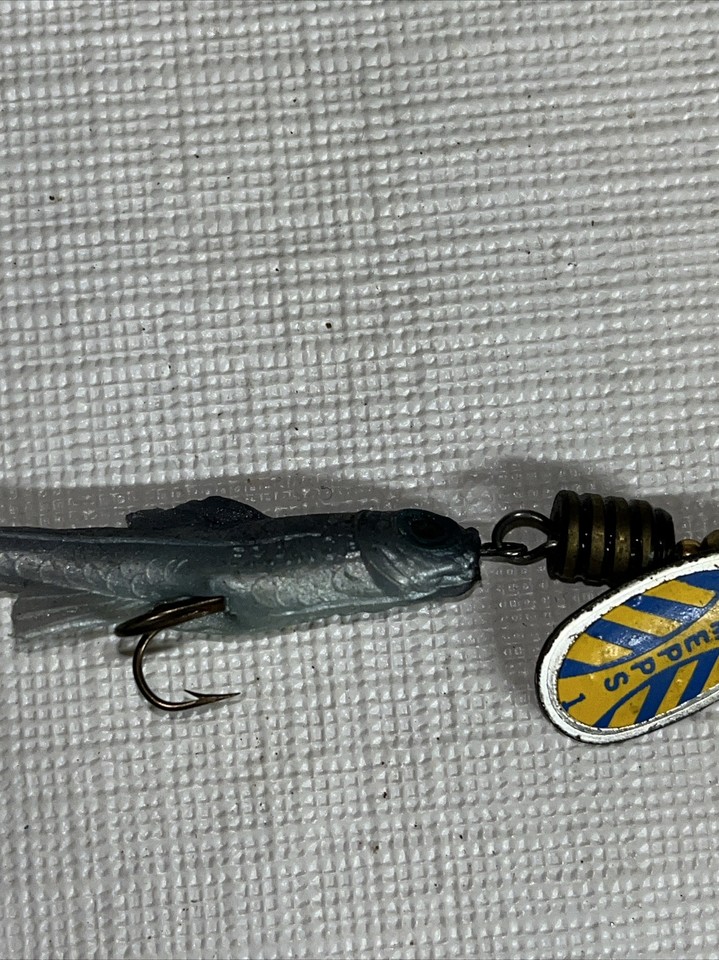 Vintage Fishing Lure, Mepps Comet 1 Silver Tone Blade Rubber Minnow ...
