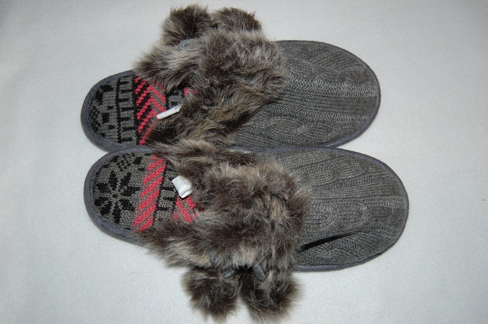Womens Slippers GRAY Cable Knit POM POMS Rubber Sole SLIP ON Faux Fur ...