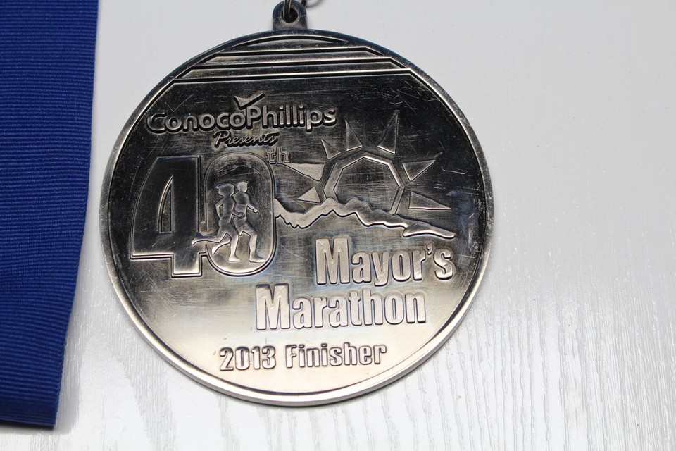 2013 FINISHER MAYORS MARATHON MEDAL BY CONOCO PHILLIPS ALASKA TROPHY | eBay