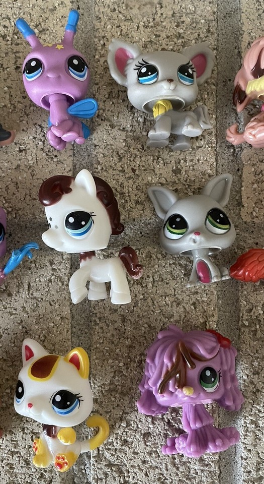 LPS lot of 20 Obvious FAKE Littlest Pet Shop Animals Cats Dogs Others ...
