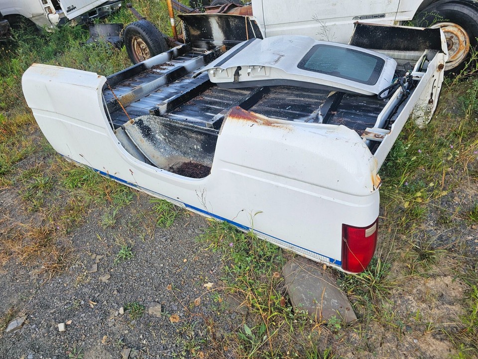 1988-1998 Chevrolet / GMC 1500 2500 3500 OBS 8' Long Bed White | eBay