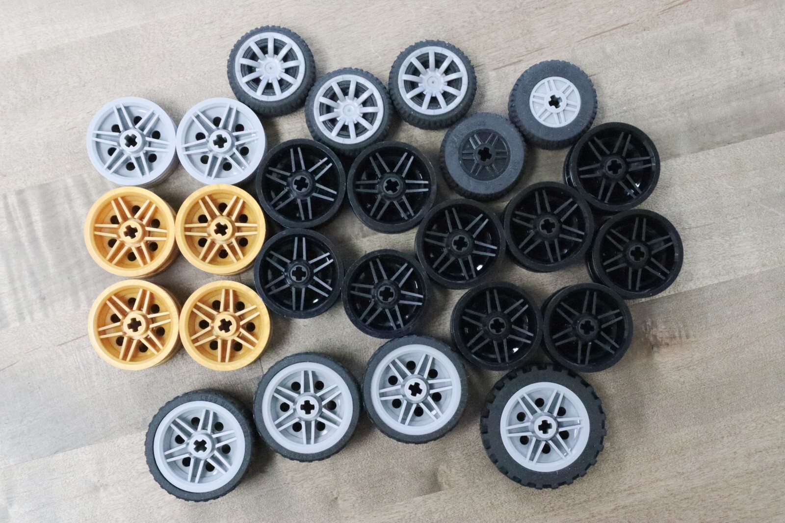 LEGO Assorted 30mm Rims Some with Tires | eBay
