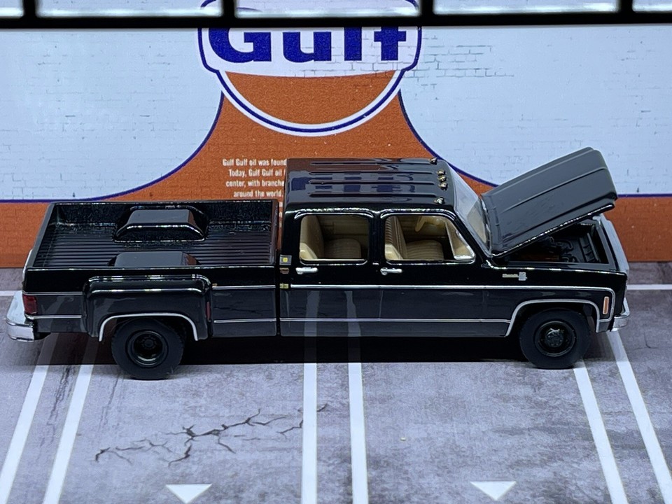 1975 Chevrolet Silverado 30 M2 Dually 4X4 Truck CUSTOM Blacked Out ...