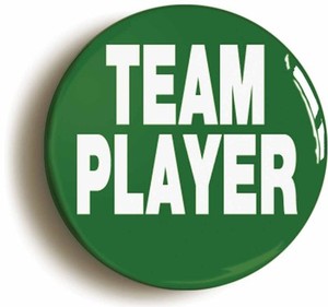 TEAM PLAYER BADGE BUTTON PIN (Size 1inch/25mm diameter) MANAGER TEAM ...