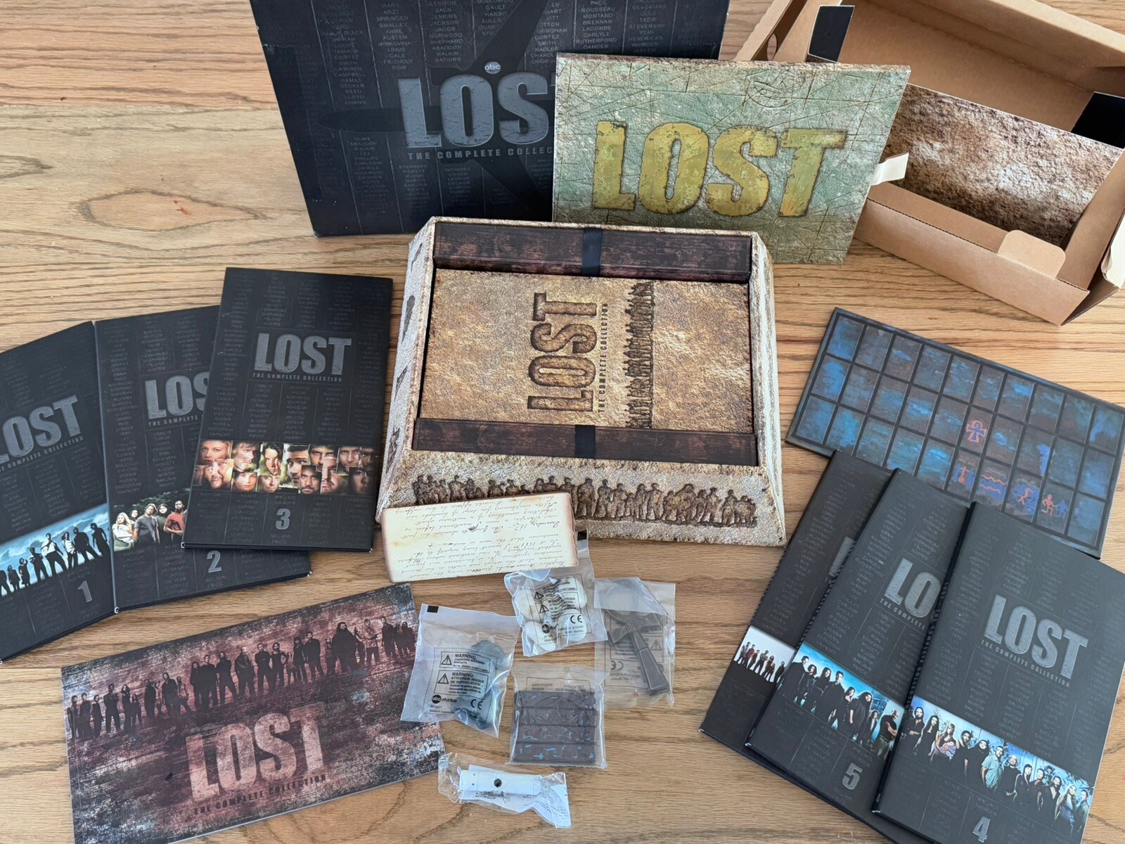 Lost: The Complete Series (Blu-ray Disc, 2010, 36-Disc Set) for sale ...