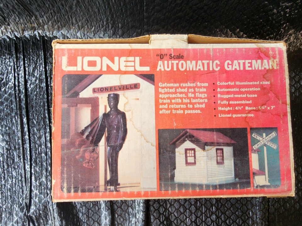 Vintage Lionel Automatic Gateman #145 Operating Gateman, Crossing ...