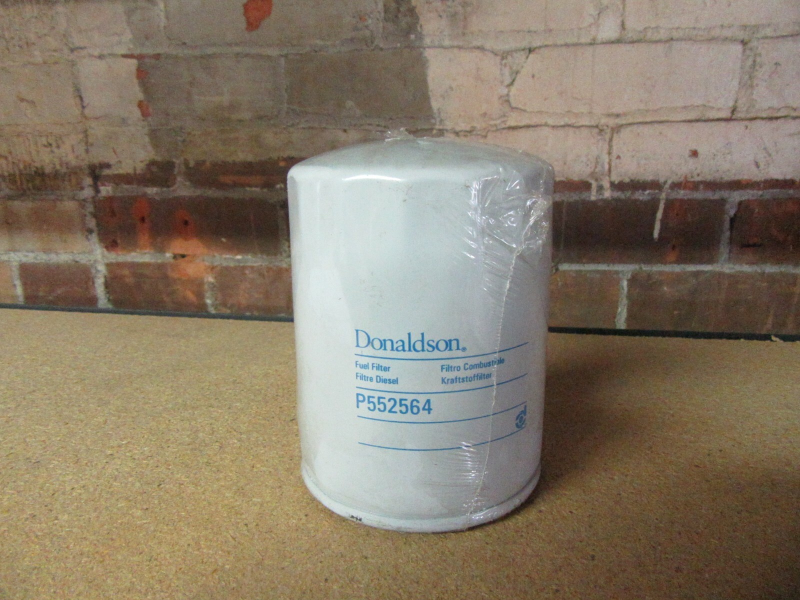 DONALDSON P552564 - Fuel filter cross reference