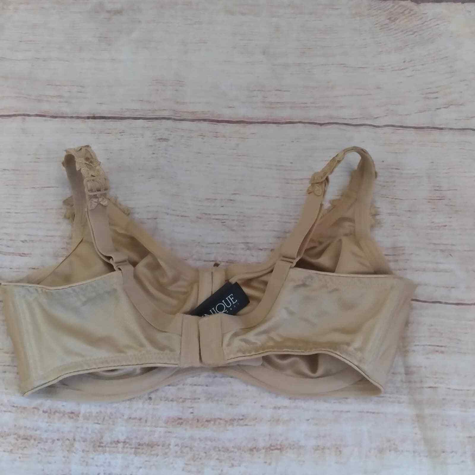 Dominique Apparel Mystique minimizer bra sz 30D | eBay