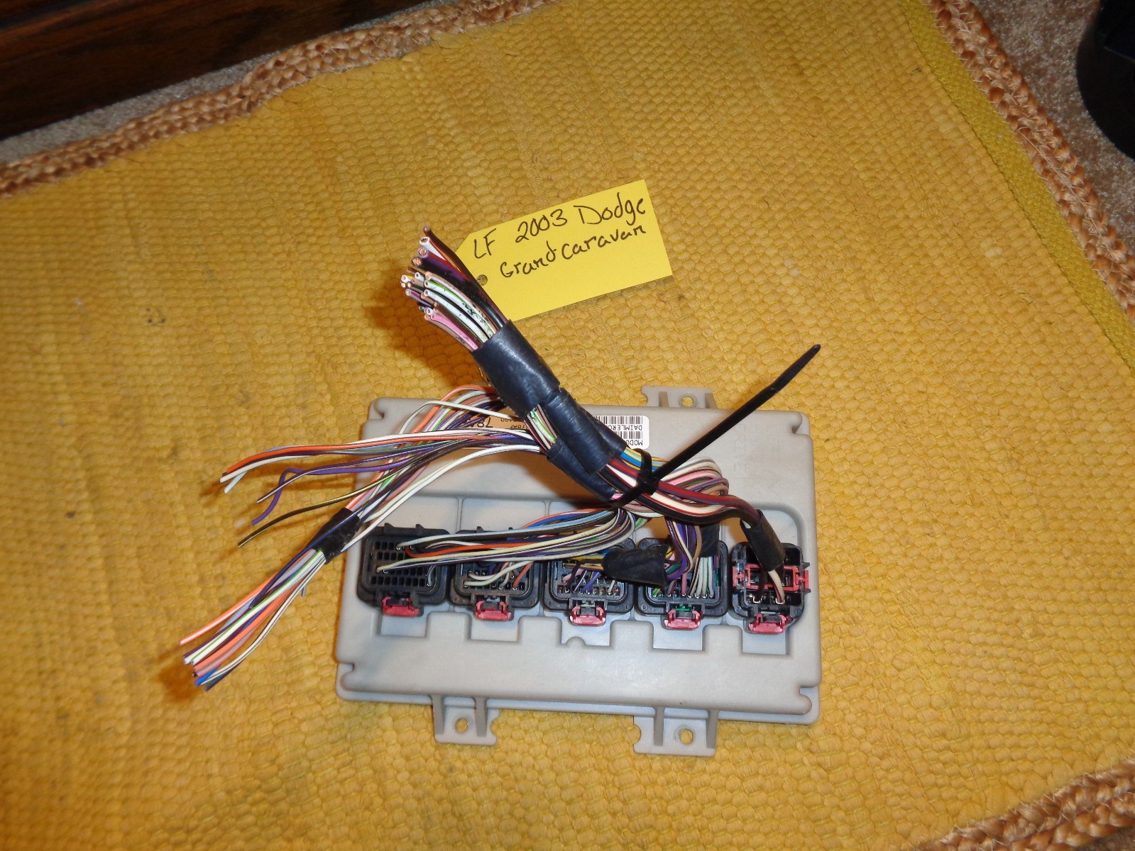 Dodge Caravan Chrysler Town & Country Voyager BODY CONTROL MODULE BCM B ...