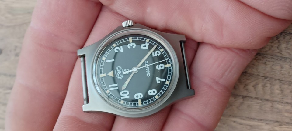 CWC G10 2005 W10 British Army Issue Watch -All works in VGC Cond - see ...