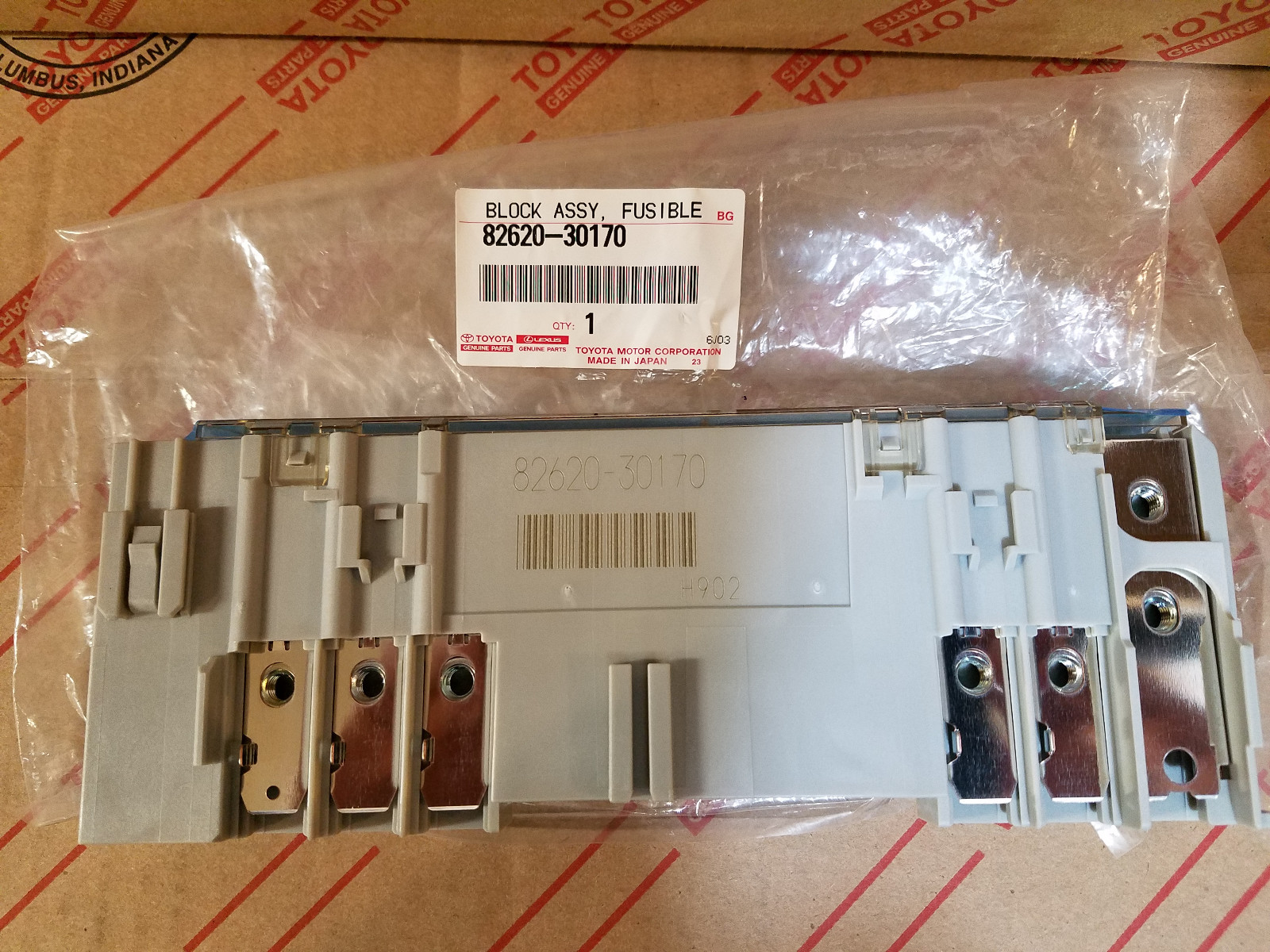 NEW GENUINE LEXUS FUSIBLE LINK RELAY BLOCK IS250 IS350 GS350 GS460 ...