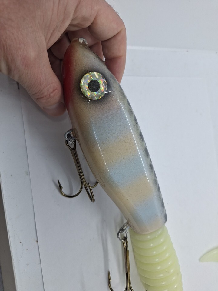 16" Phantom Magnum Hardhead Iridescent Perch Glow Softtail Jerkbait ...
