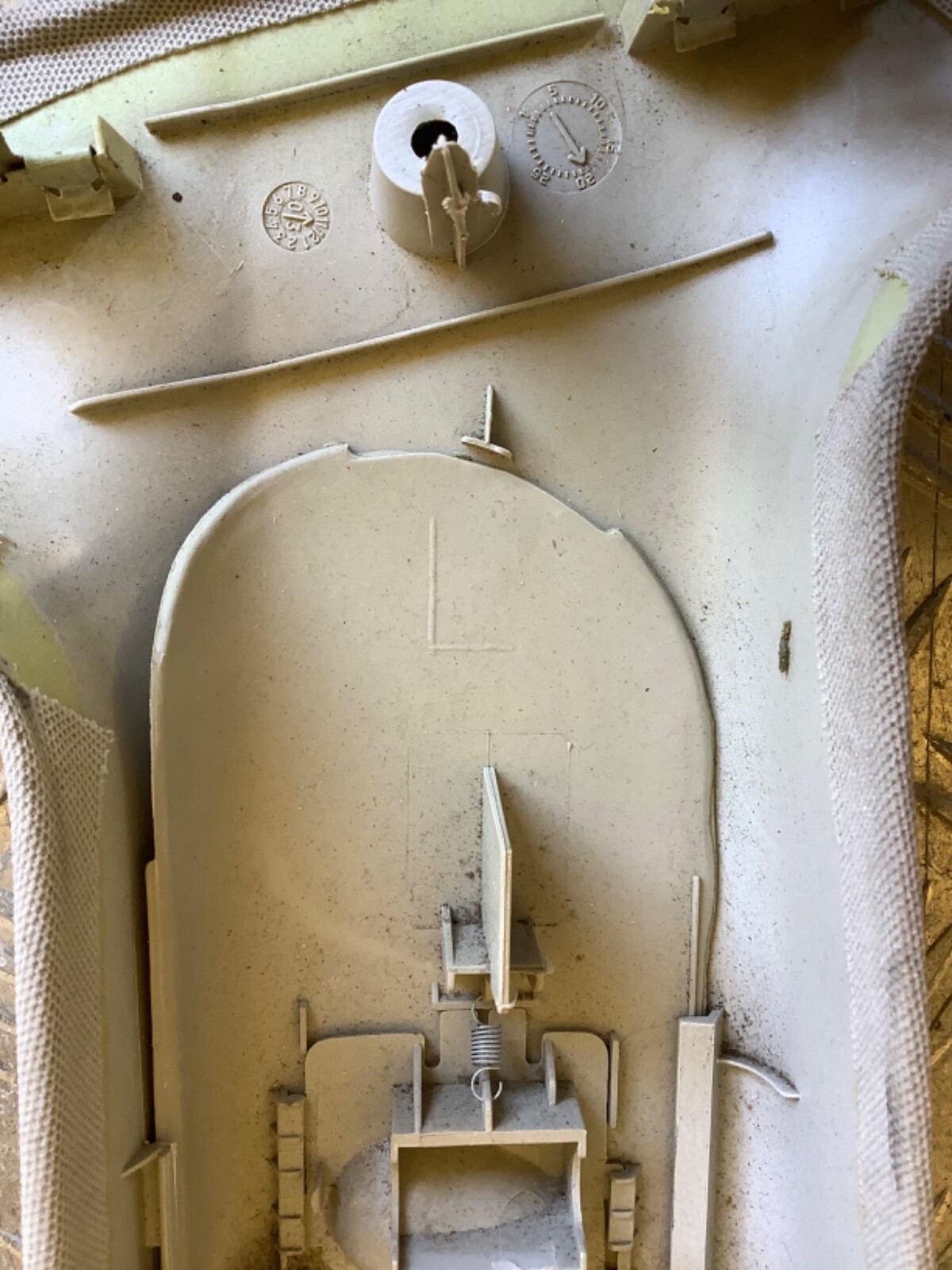 WK WL Statesman Caprice “B” pillar upper cloth trim covers LH & RH pair ...