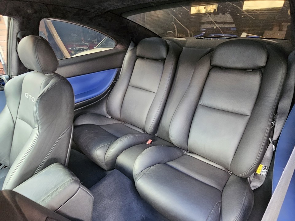 04 05 06 Pontiac GTO Front And Rear Seats. 34k Mile Car | eBay