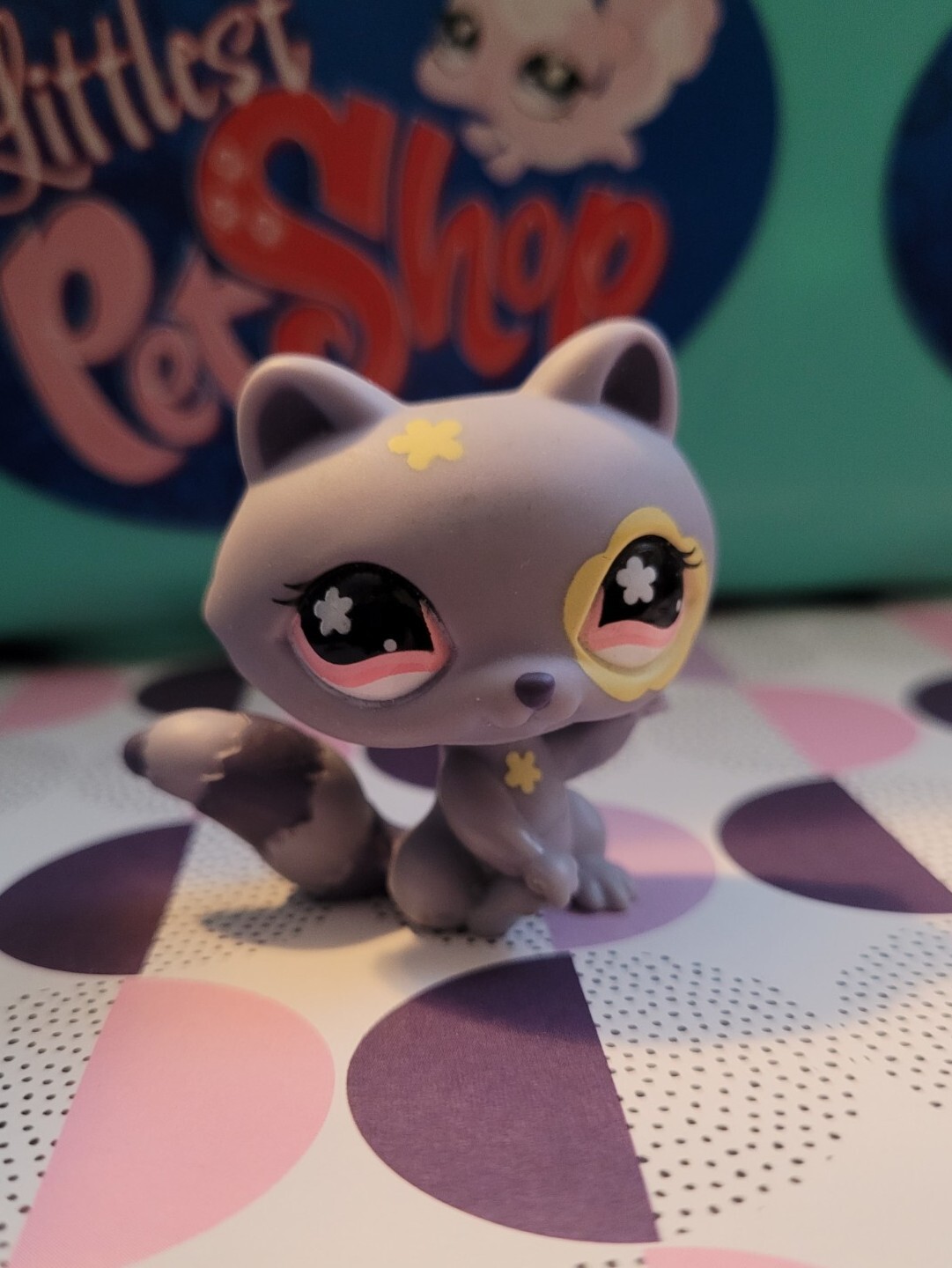 Littlest Pet Shop LPS 597 Raccoon Lavender Purple Yellow Pink Eyes ...