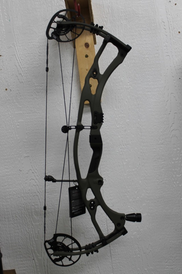 Hoyt RX7 Ultra - RH - 70# - Wilderness - 27-30" - NEW! | eBay