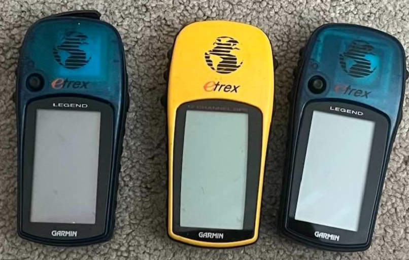 LOT OF 3 GARMIN ETREX LEGEND HIGH SENSITIVITY HANDHELD GPS RECIEVERS AS ...