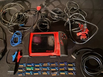 Snap On Modis Diagnostic Tool Code Reader EEMS300 With Tons Of Extras ...