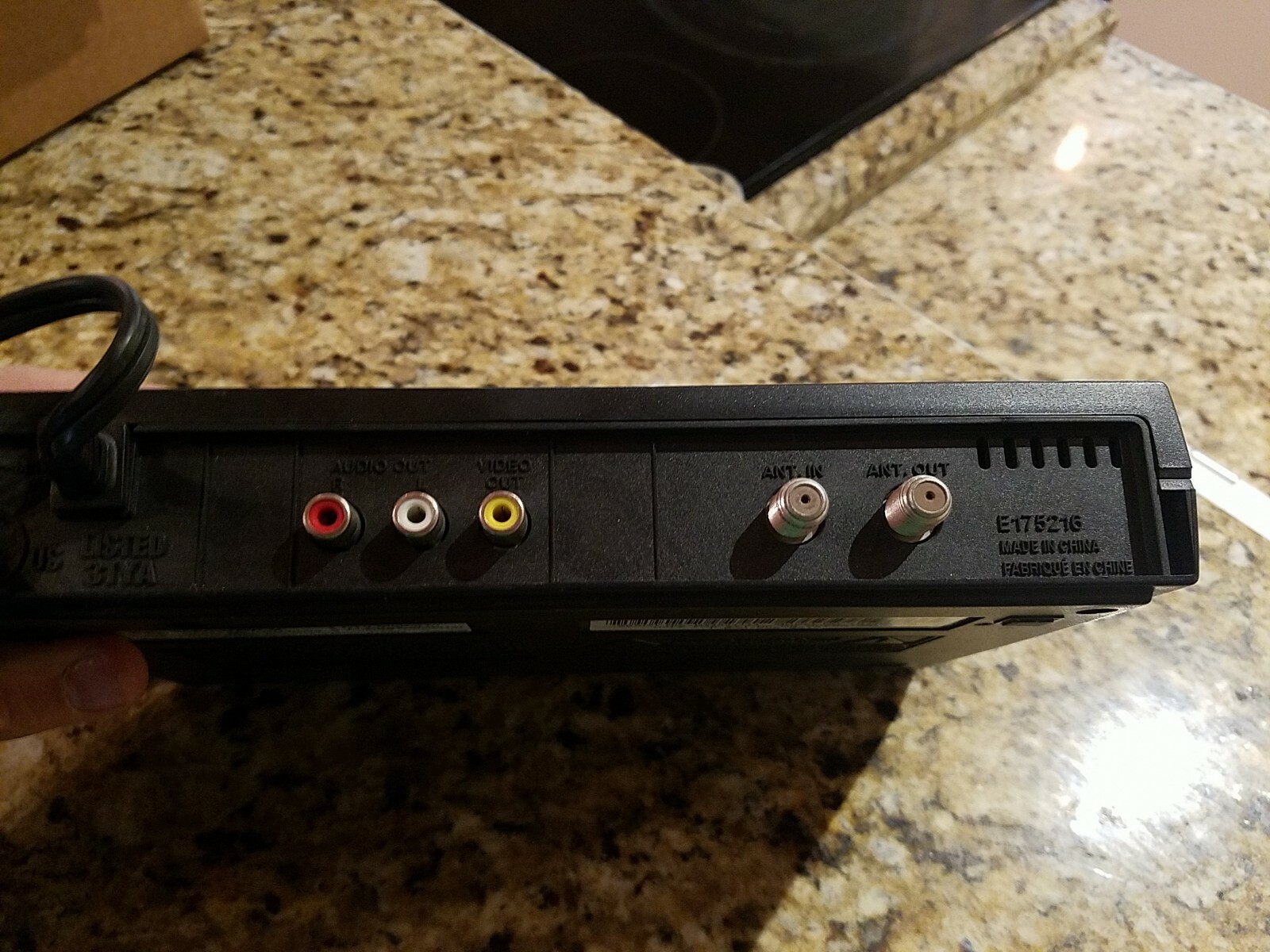 Magnavox SDTV DTV Digital To Analog Converter Box TV Tuner TB110MW9A | eBay