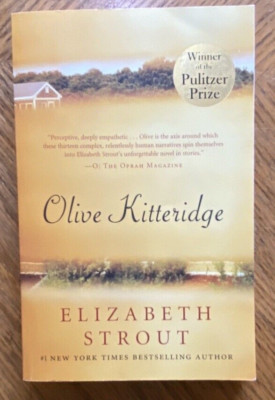 Olive Kitteridge, by Elizabeth Strout - Paperback - Pulitzer Prize ...