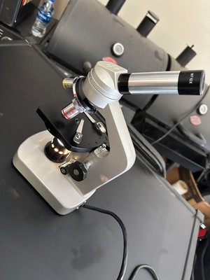 Microscopes - Instruments Microscope