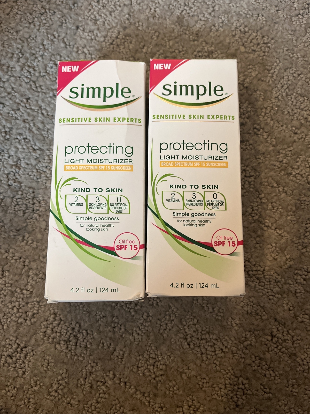 5 Simple Sensitive Skin Protecting Light Moisturizer SPF 15 Oil 4.2 Oz ...