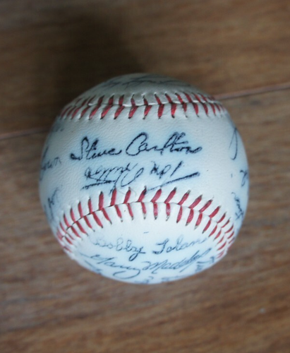 Vintage 1980 Philadelphia Phillies Team Signed Souvenir Baseball ...