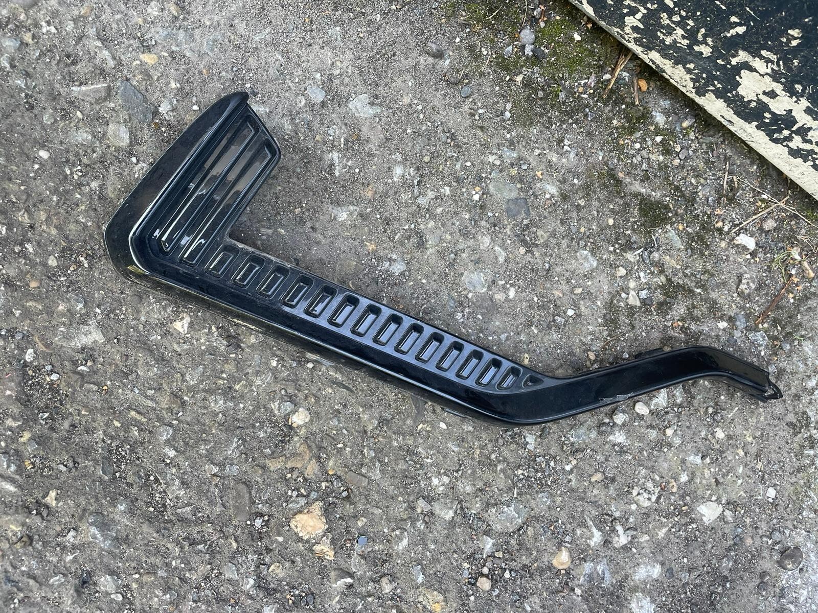 Bumper Grill Grille Left Rear Volvo XC60 II 2022 Original 32136213 | eBay