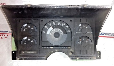 92 93 CHEVROLET C1500 C2500 C3500 SPEEDOMETER CLUSTER ODOMETER 218K ...