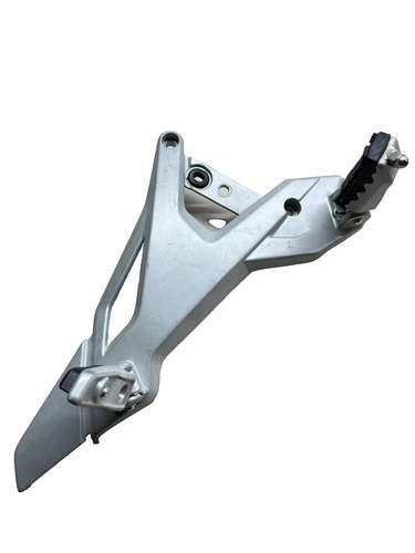 CF MOTO 650 MT 2022 - 2025 Cote Droit Repose-Pieds Repose Pied ...