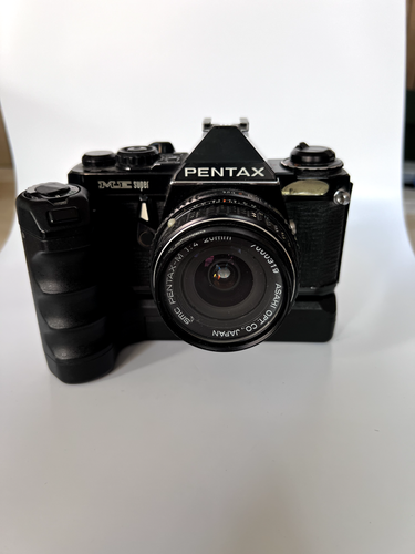 Pentax ME Super 35mm SLR Film Camera with 20 mm F/4 lens and Grip Kit ...