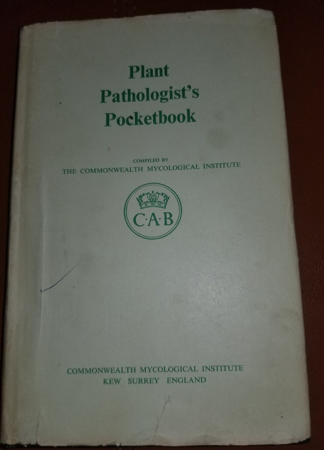 PLANT PATHOLOGIST'S POCKETBOOK Commonwealth Mycological Institute 1968 ...